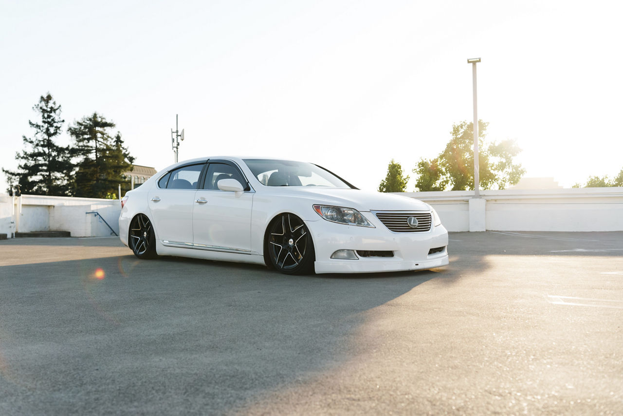 2007 Lexus LS460 - TSW SLIPSTREAM - Black | TSW Alloy Wheels